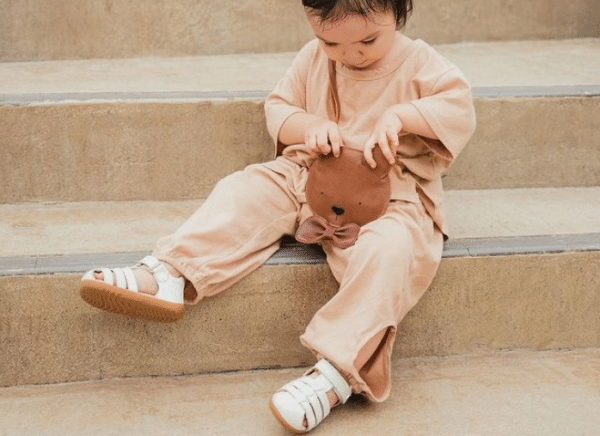 A Complete Buyer Guide For Your Kids First Shoes - MOM News Daily