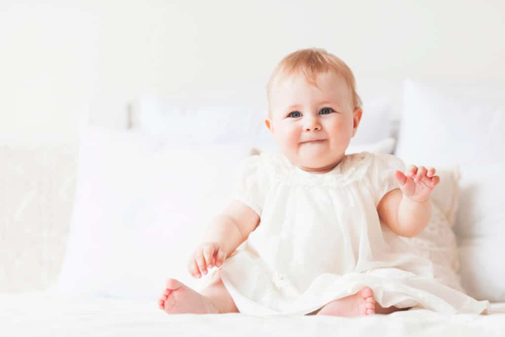 7 Stylish Tips For Dressing Your Baby Girl - MOM News Daily