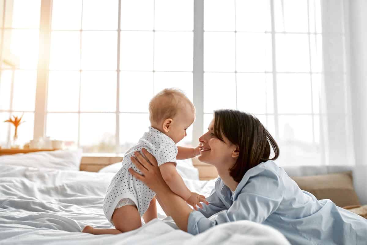 When Does Baby Recognize Mom? - MOM News Daily