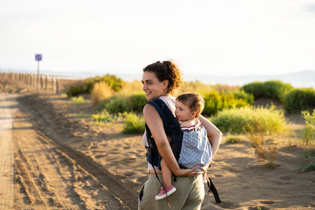 How to Use Baby Carrier? - MOM News Daily